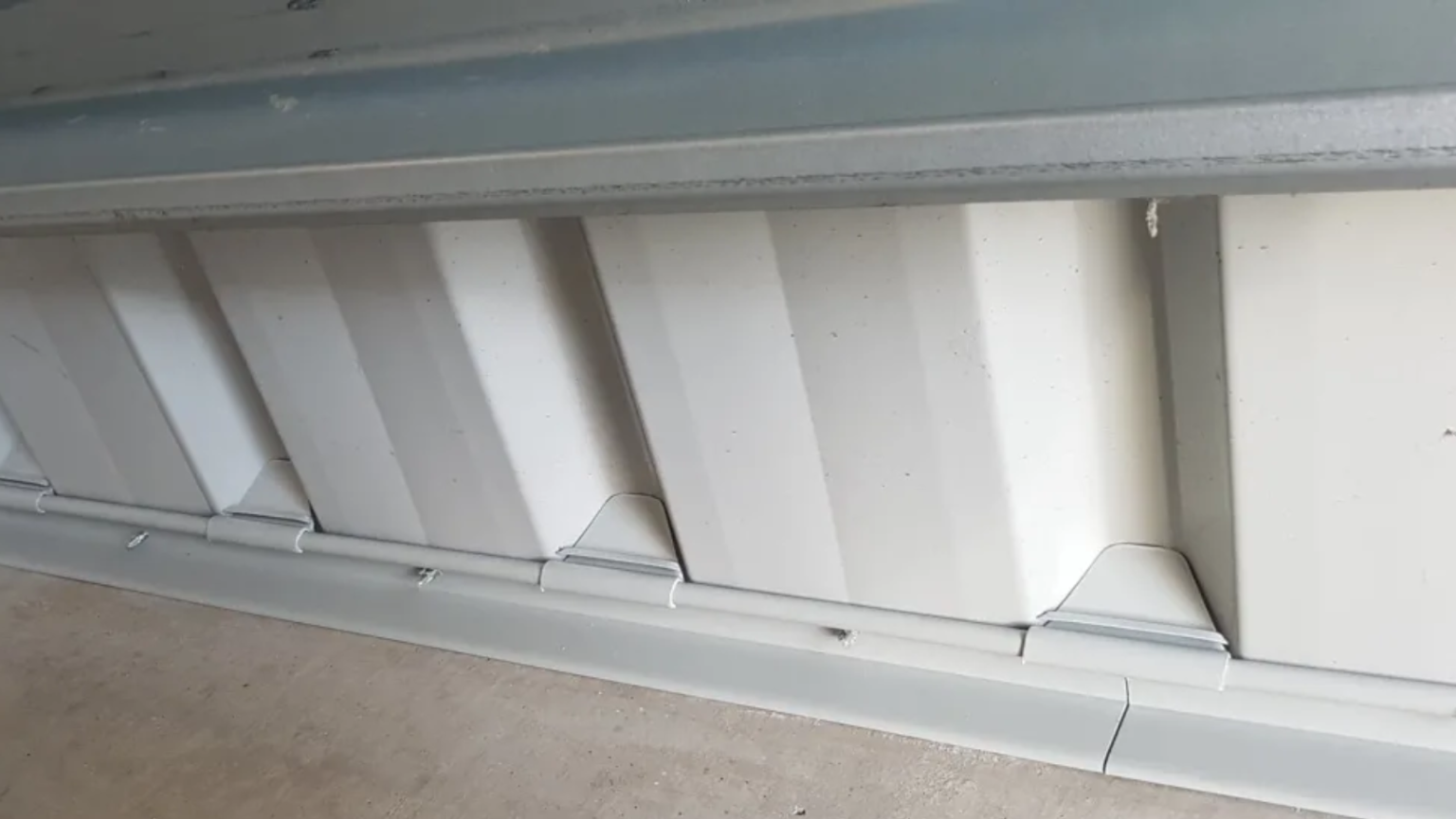 Vermin-Proof Steel Sheds: Seal Gaps from Base to Roof