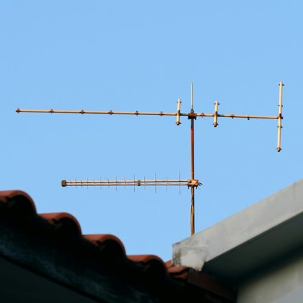 How to Improve TV Signal with the Right Antenna